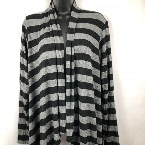 Matty M | Sweaters | Matty M Black And White Cardigan Sweater Tunic ...